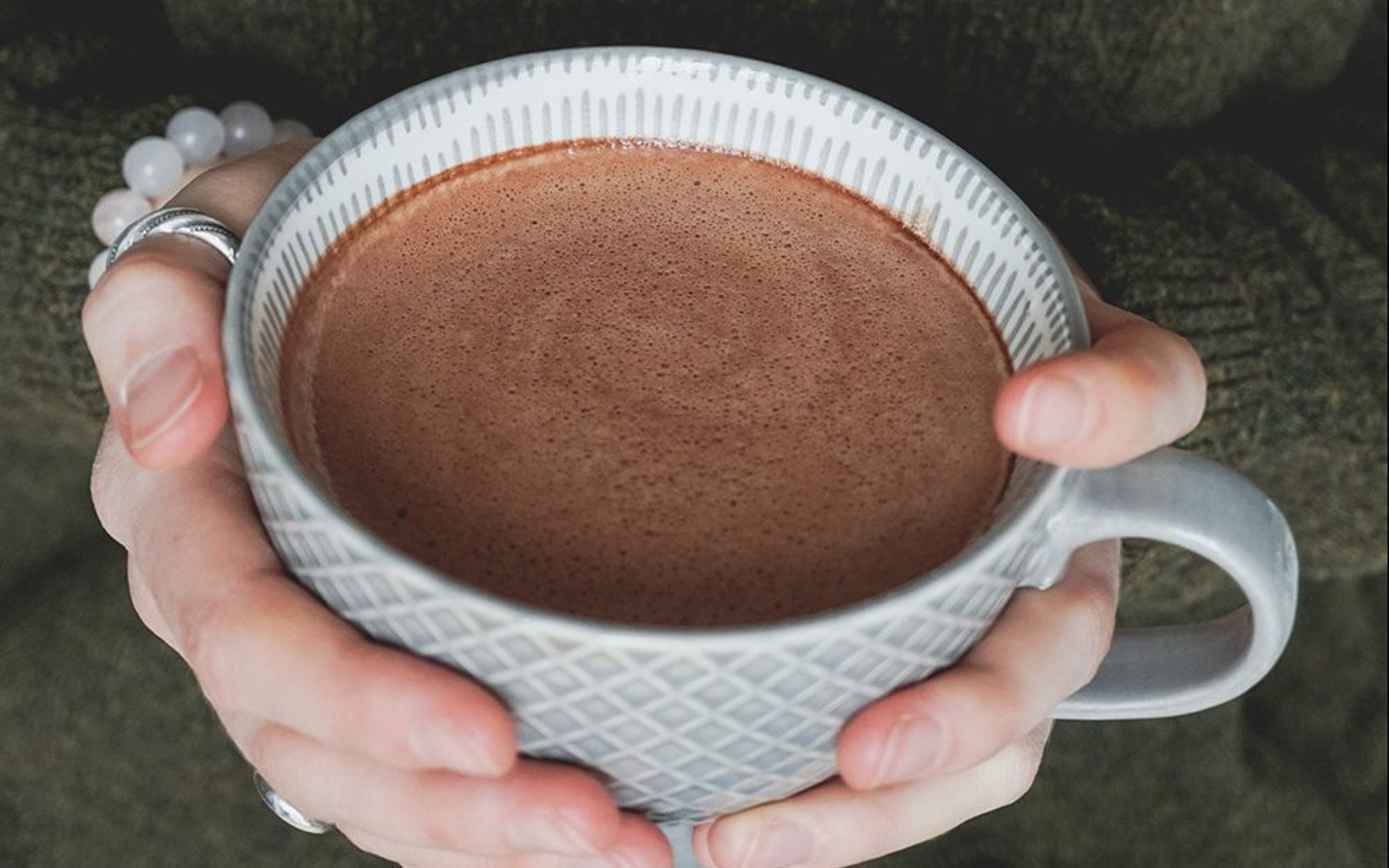 10 Additives That Will Brighten The Taste Of Hot Chocolate - The Cop Cart