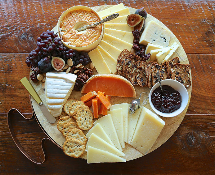 How To Assemble The Perfect Cheese Platter - The Cop Cart